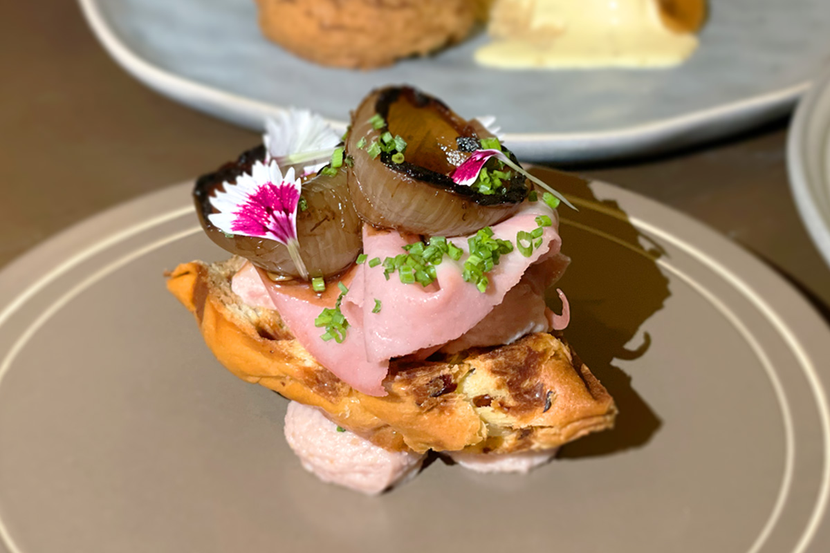 Kolaborasi Koki Restoran Amalfi dan Vong Kitchen